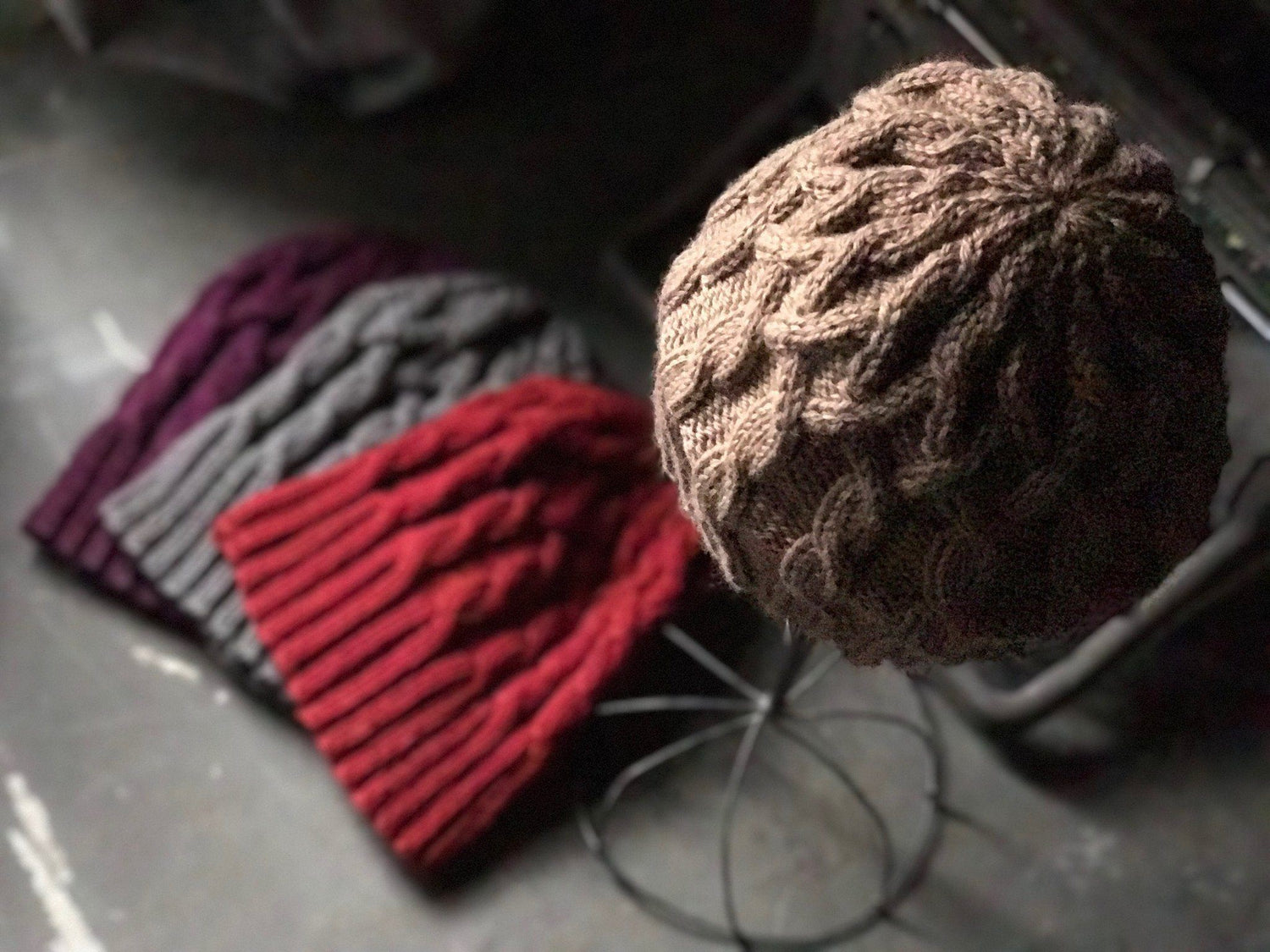 Ruby Cashmere Cabled Toque Free Knitting Pattern – Rebecca Graves Pottery